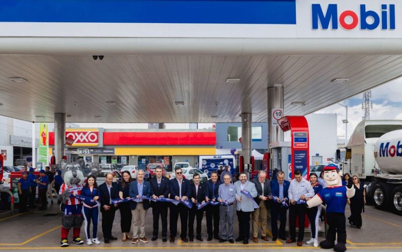 Celebra Mobil cinco años en SLP