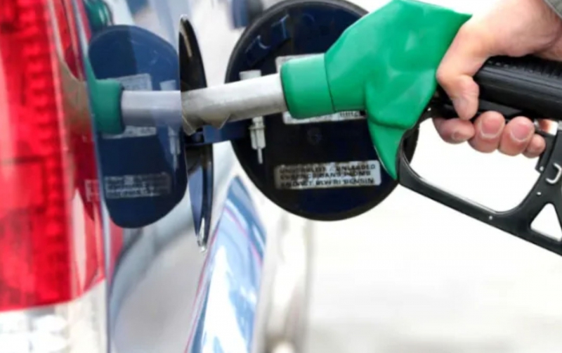 Gasolina regular alcanza nuevo máximo histórico