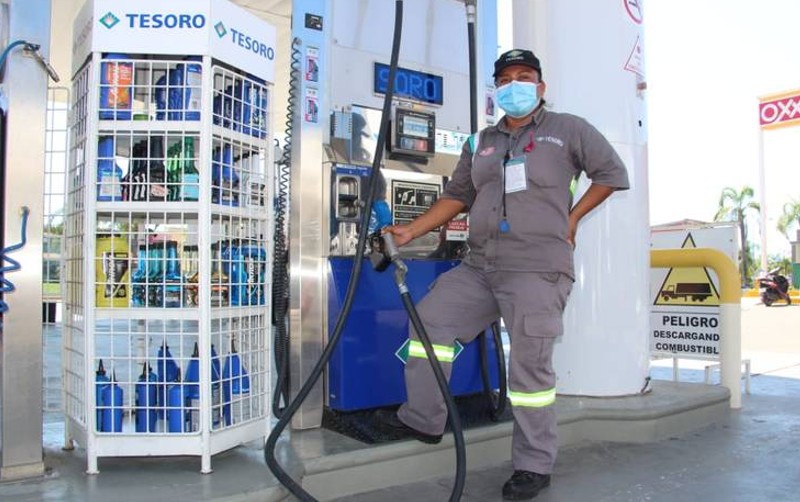 Mujeres Toman Las Gasolineras De Mazatlán