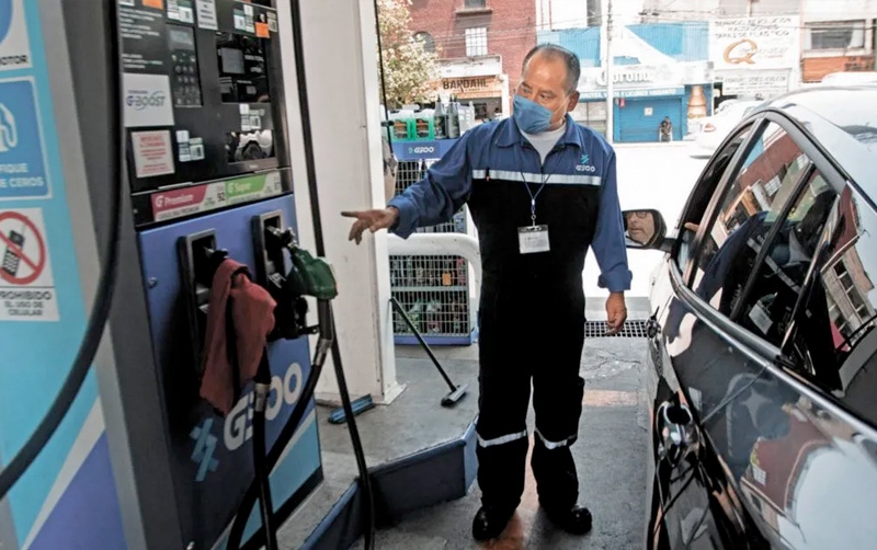 Precios de gasolinas en México alcanzan nuevo máximo histórico
