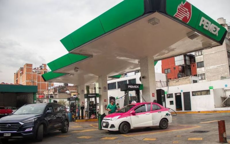 Siete de cada diez denuncias contra gasolineras son por litros incompletos: Profeco