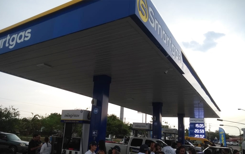 Smartgas abre 4 estaciones de servicio