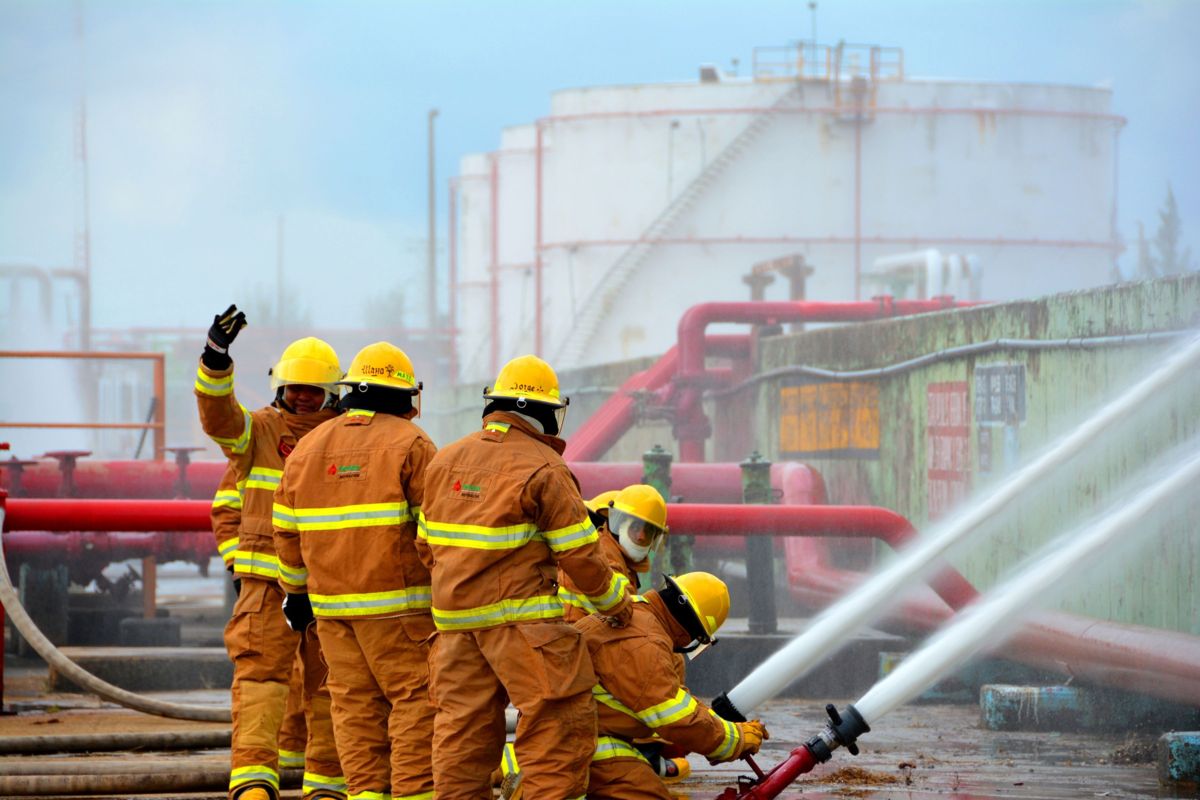 Realiza Pemex simulacro de incendio en edificio de Ciudad Carmen Realiza Pemex simulacro de incendio en edificio de Ciudad Carmen